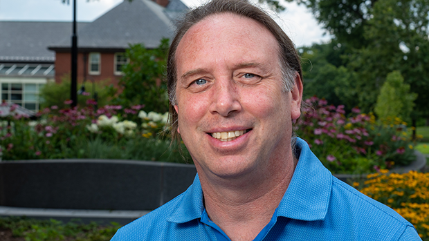 Alan Anderson | Mount Holyoke College